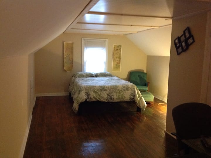 Hot Tub, Bikes, 2.3 Miles To Rupp - Lexington, KY