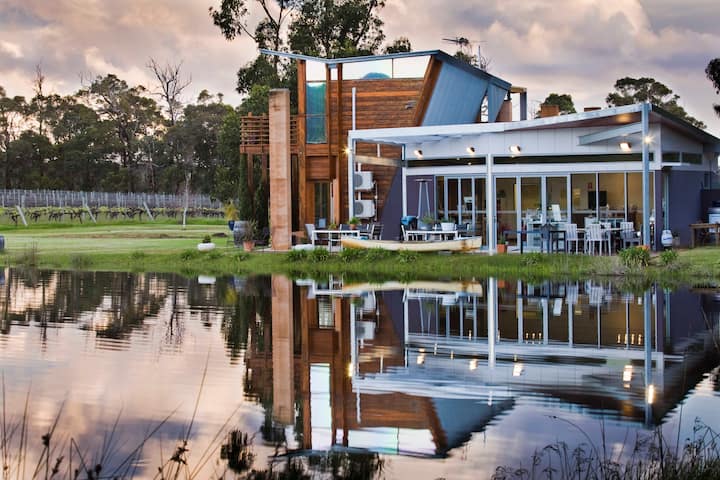 Lakeside Spa Apartment - Cowaramup