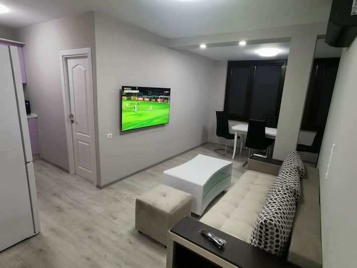 Апартамент за нощувки - НОВ! - Burgas