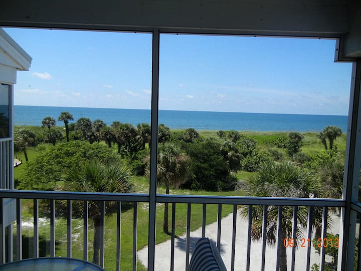 3 Bed 3 Bath End Unit Top 2 Floors South Seas Open - North Captiva Island, FL