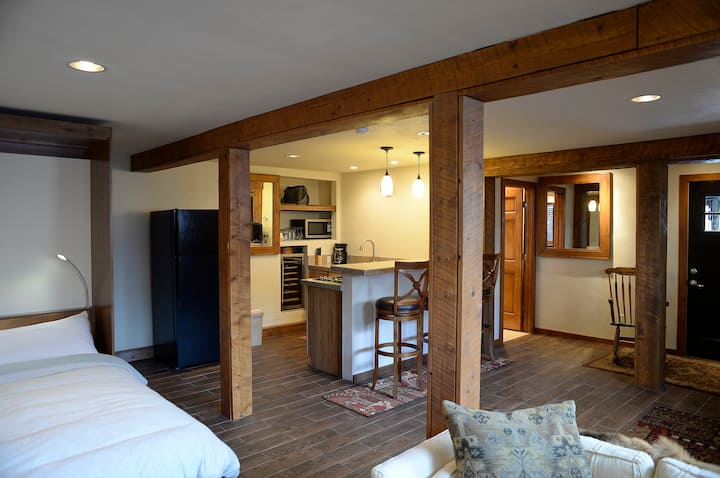 Studio - Vail 1 Blk. From Bus & Cascade Lift Close - Vail, CO