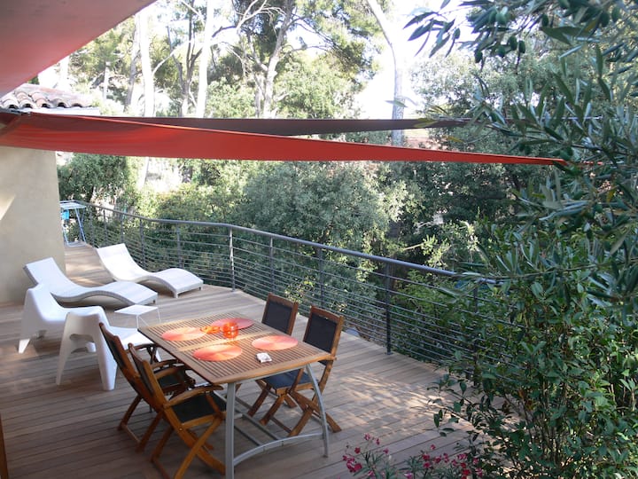 Maison Au Bord De  L'eau - Cassis