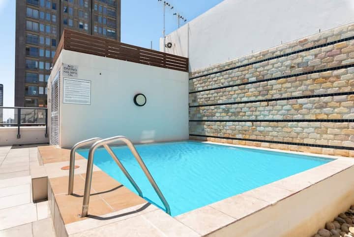 Stylish Apt Rooftop Pool City Views - Cape Town