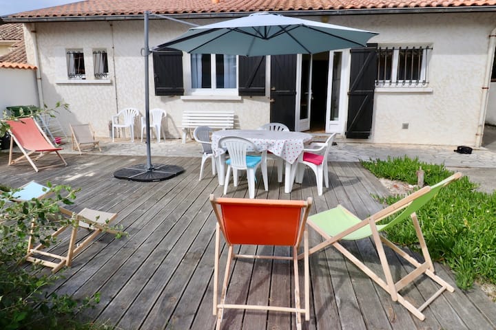 Bora Bora - Nettes Haus Sehr Strandnah - Hourtin