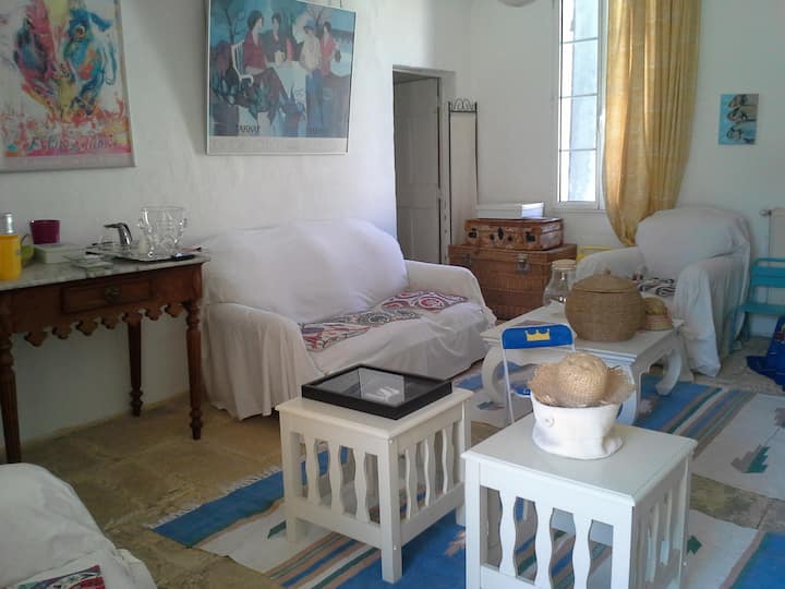 Etage Privé Dans Ma Maison Entre Nîmes Et Avignon - Remoulins