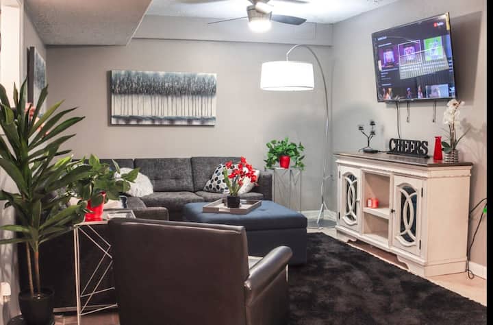 Spacious 2 Bedroom Guest House With Full Kitchen. - Gotham City, Austell