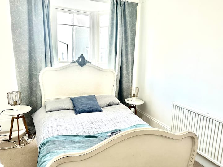 The Captains Lookout-sleeps 6! - Bexhill-on-Sea