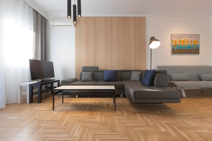 Elektrisch Appartement, Stadscentrum, Ontworpen En Bezit Door Architect - Thessaloniki