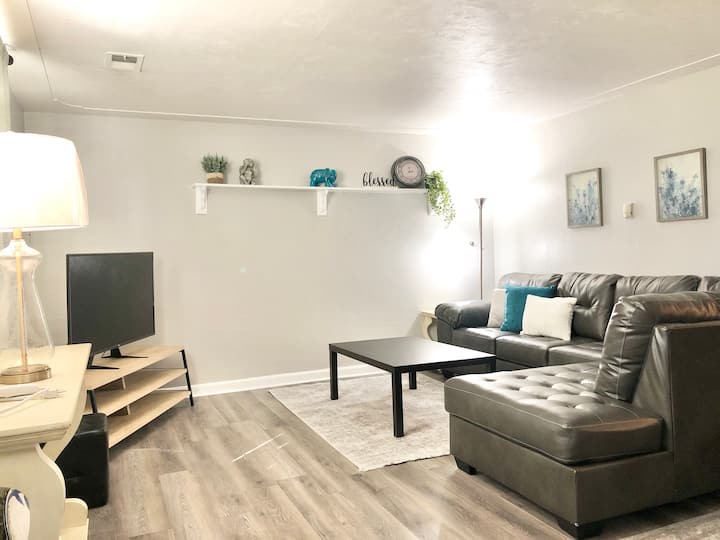 2br Spacious Sweet Retreat In West Highlands - Denver, CO