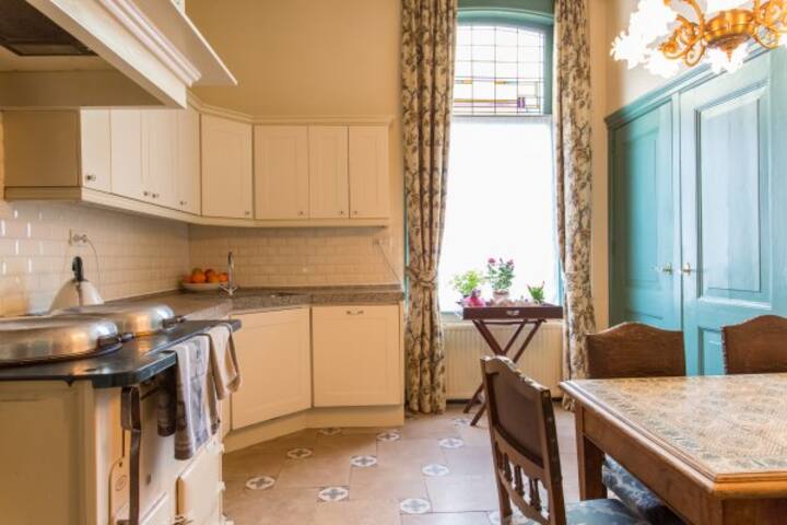 Blue Room - Retreat In A Former Vicarage - Spijkenisse