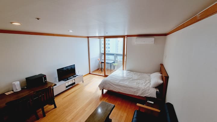 <Renewal>sunset Studio 강남역 5번출구 - Seoul