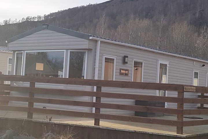 Mountain Breeze - Self Catering Holiday Cabin - Boat of Garten