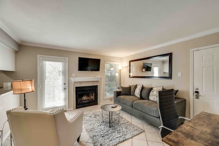 I12 – W. Cup 18 Min To At&t | Sleeps 4 | Parking - Irving, TX