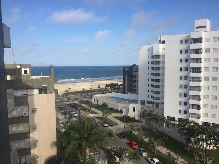 Apartamento Aconchegante Com Vista Para O Mar - Matinhos