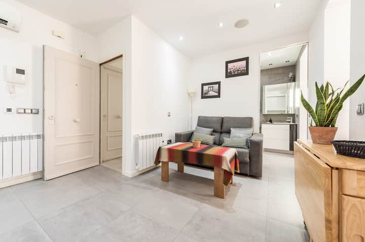 Apartment Madrid In K. 0 Alquiler Media Estancia - Madrid