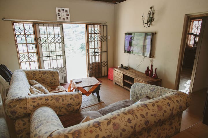 Egugwini Peaceful House - Inanda