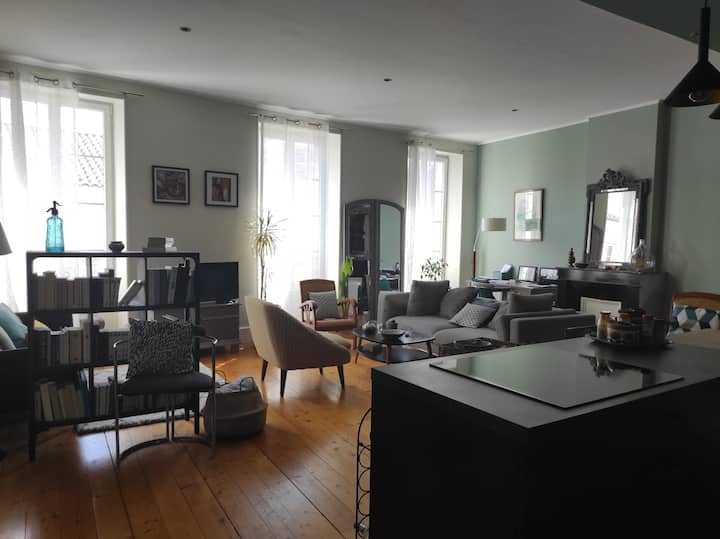 Appartement Hyper-centre - Rochefort, France