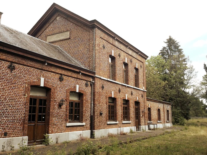 Station Aan De Lesse - Beauraing