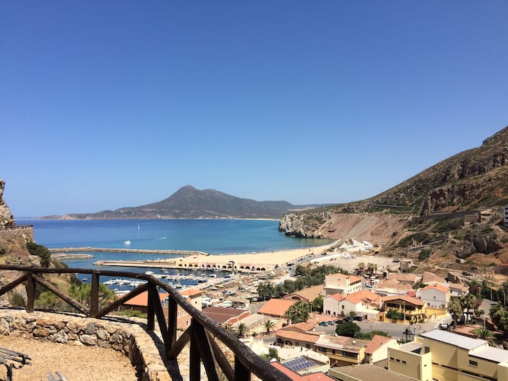 Fronte Mare. Casa Vacanze: Mare E Relax. - Buggerru