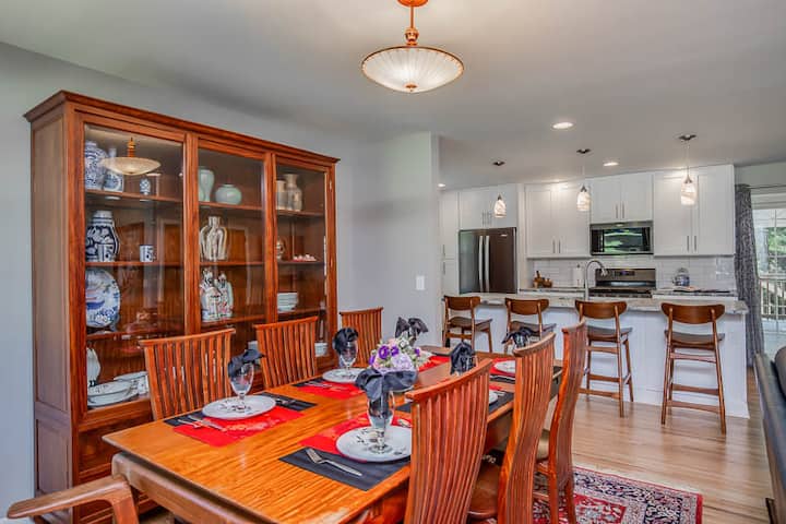 Classy Campbell Cottage - 7 Miles From Downtown - Nashville, TN