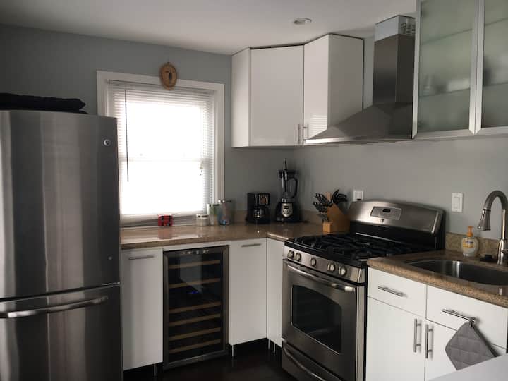 Modern 2br Dc Home In Columbia Heights - Washington