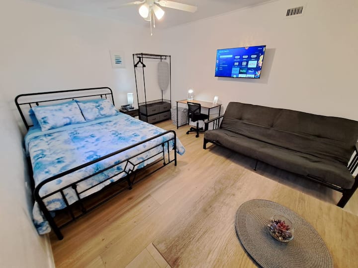 Lovely Private Studio @The Colony Free W&d 25%off - Lewisville, TX