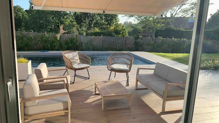 Maison Avec Piscine Chauffée / Terrain De Pétanque - Arcangues