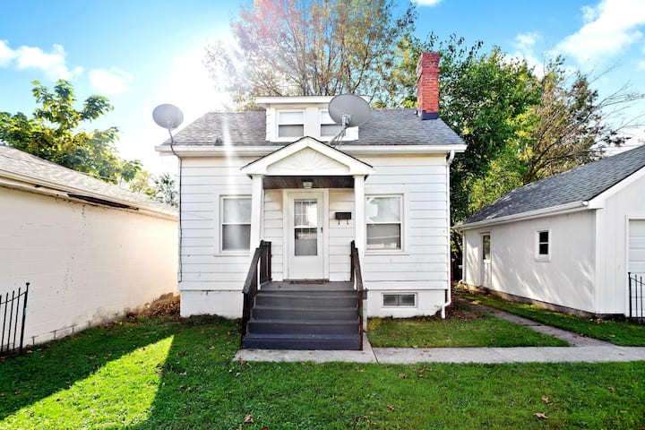 Cottage Confortable à 10 Minutes De Dtwn Cle - Utopia Beach Club