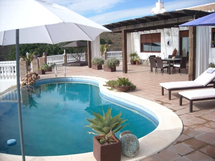 Casa Rural "ÁNgeles" Con Piscina Y Vistas Al Mar - Almuñécar