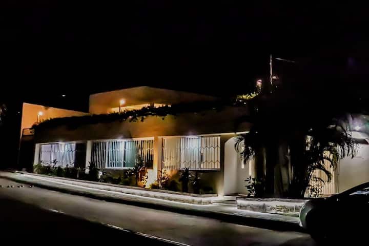 Joyas De Brisamar
3bed/2bath - Acapulco