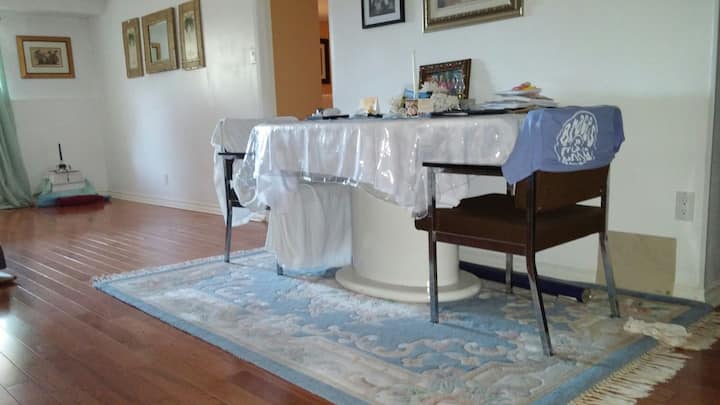 Christine's Convenient Private Room - Ajax