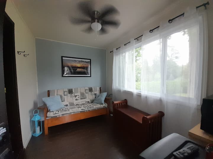 Sunset Stroll Private Suite - Goderich