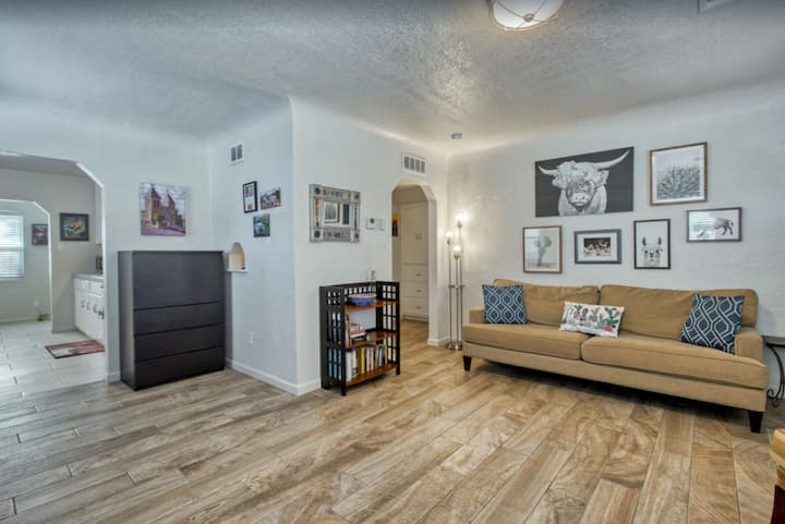 Adorable 2 Br Home In The Heart Of Las Cruces - New Mexico