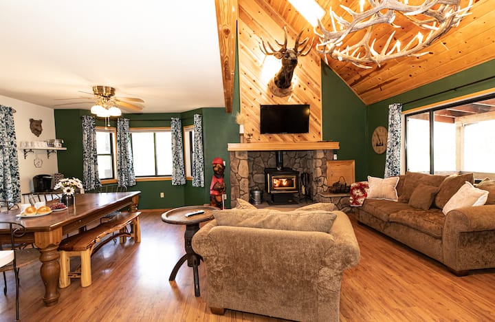 Pinetop-lakeside Home/3 Bedroom/ Treehouse/hot Tub - Pinetop-Lakeside, AZ