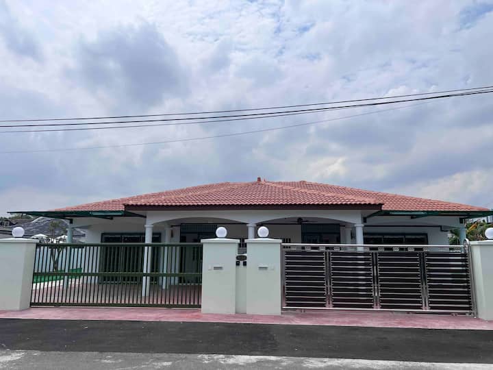 Kajang Party Spacious Garden Getaway Pet Friendly - Kajang