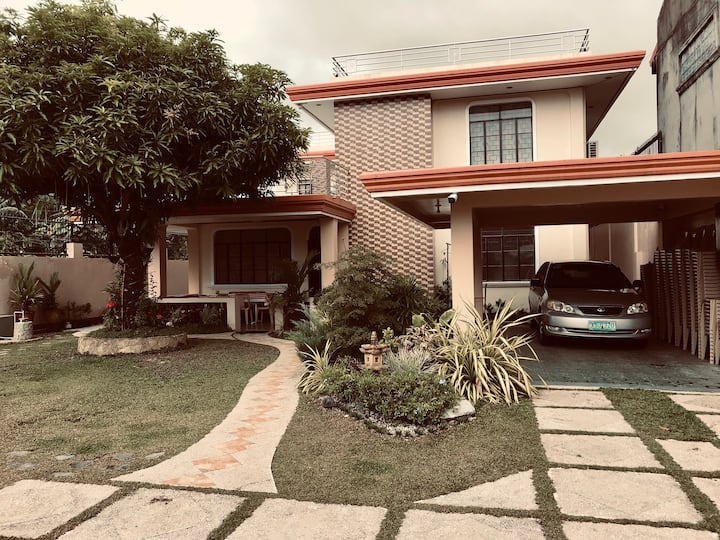 Brusol’s Place
B &B   Venue  Catering Services - Tabaco City