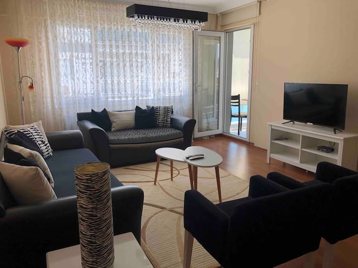 3+1 Flat In A Site With Pool & Security - İzmir