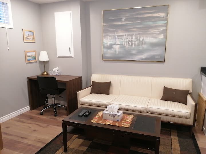 Comfortable Stay Near Lakeshore Mississauga - Mississauga