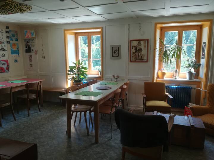 Autra Caussa- The Hostel With Heart! - Obersaxen