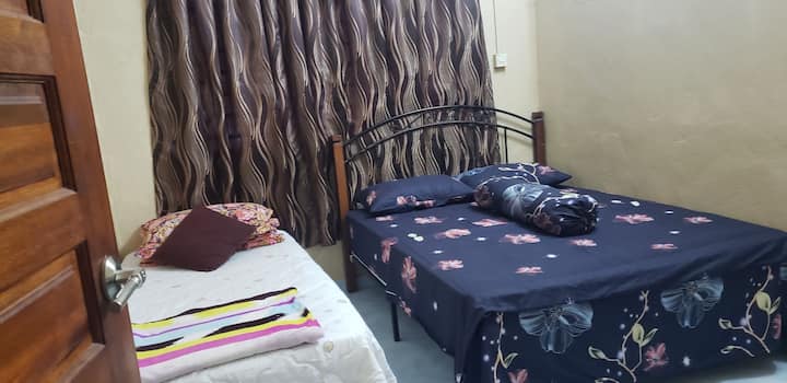 Fully Aircond & Fast Speed Internet Arau Homestay - Perlis