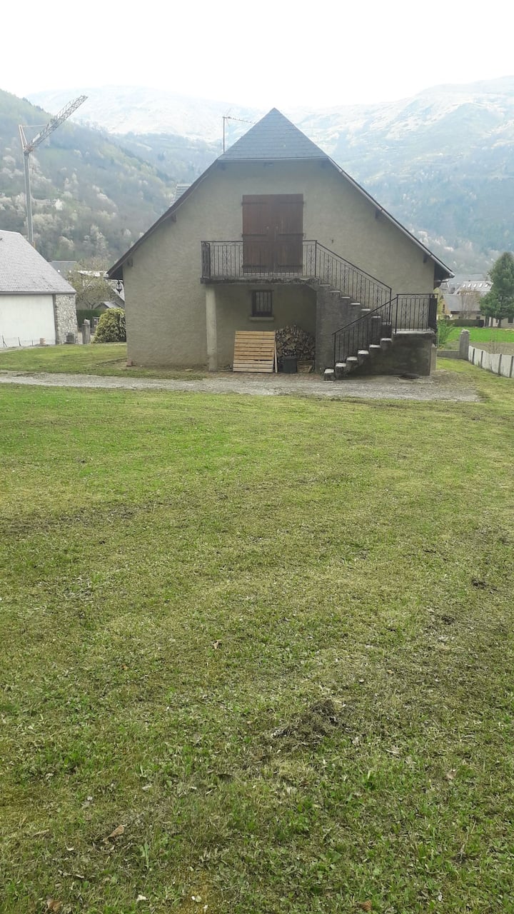 Appartement Dans Maison Individuelle - Loudenvielle