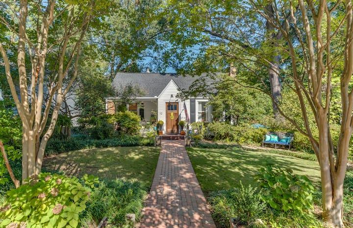 Historic Downtown Bungalow - Greenville, SC