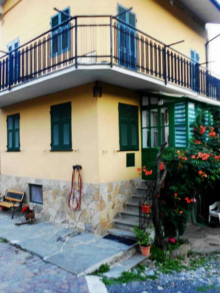 Take It Easy... Come Here - Bobbio