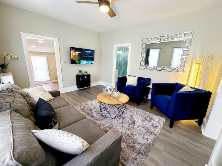 Classy Mountain Charm - 1 Block To Restaurant Row! - Glenwood Springs, CO