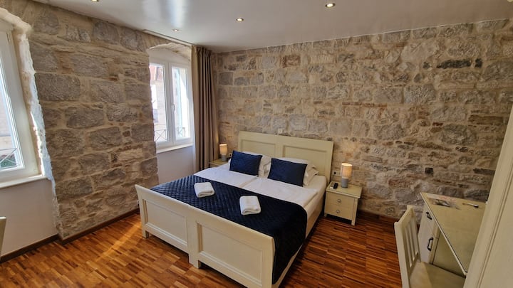 Lucija&luka2 - Center Split Old Town - Great View - Split