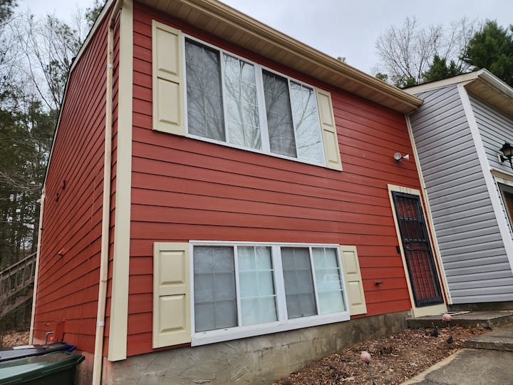 2br Th Free Parking | Near North Hills & Downtown - Raleigh, NC