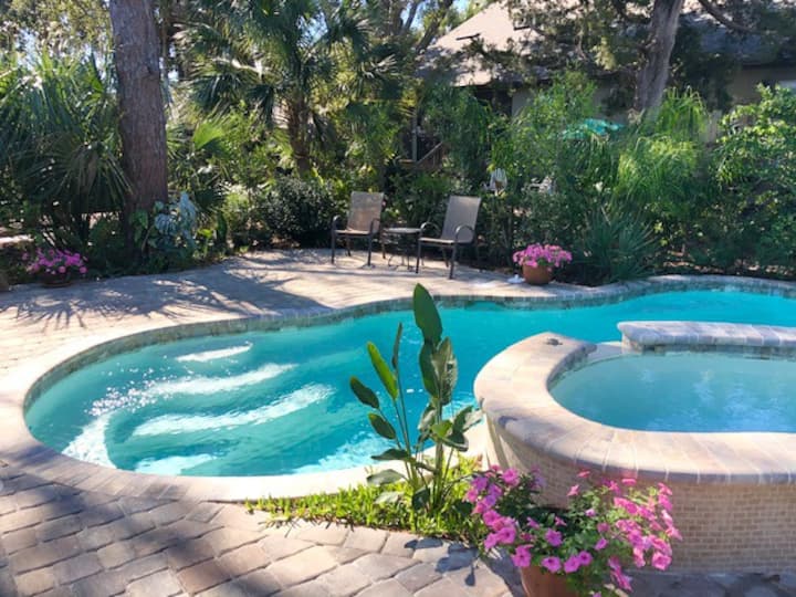 Paradise Found Of St. Augustine - Vilano Beach, FL