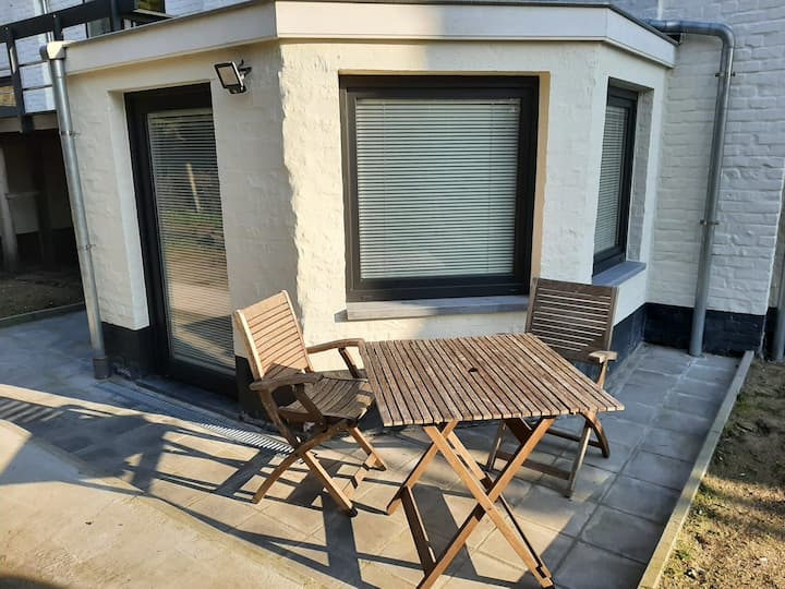 Vernieuwd Appartement Op Wandelafstand Van Strand - De Panne