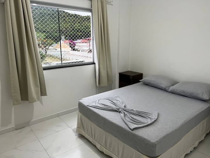 Apartamento à 500m Do Beto Carrero E 900m Da Praia - Penha