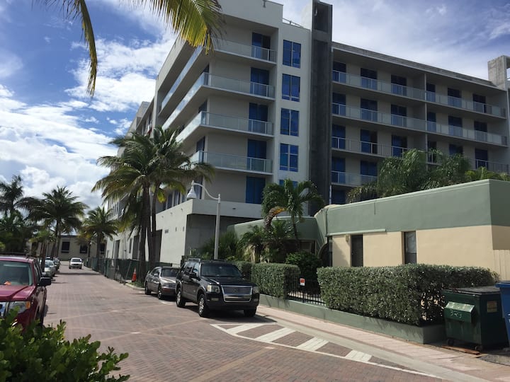 Beautiful Apartment On Hollywood Beach - Hollywood